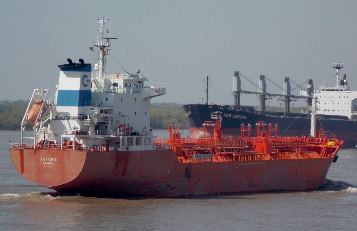 Flota - Buque Tanque Saturn - National Shipping S.A-